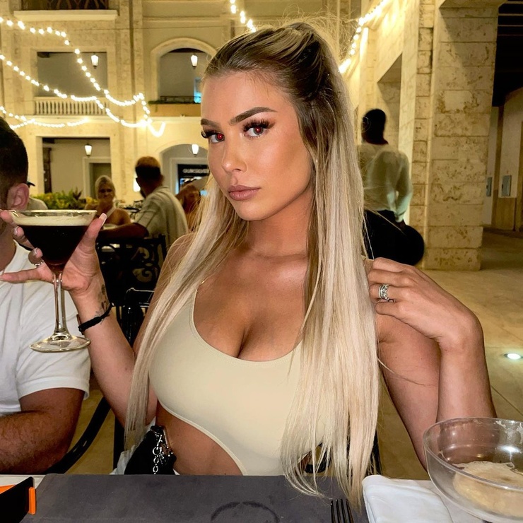 Picture of Carli Mauer