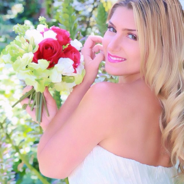 Picture of Elise Mosca.