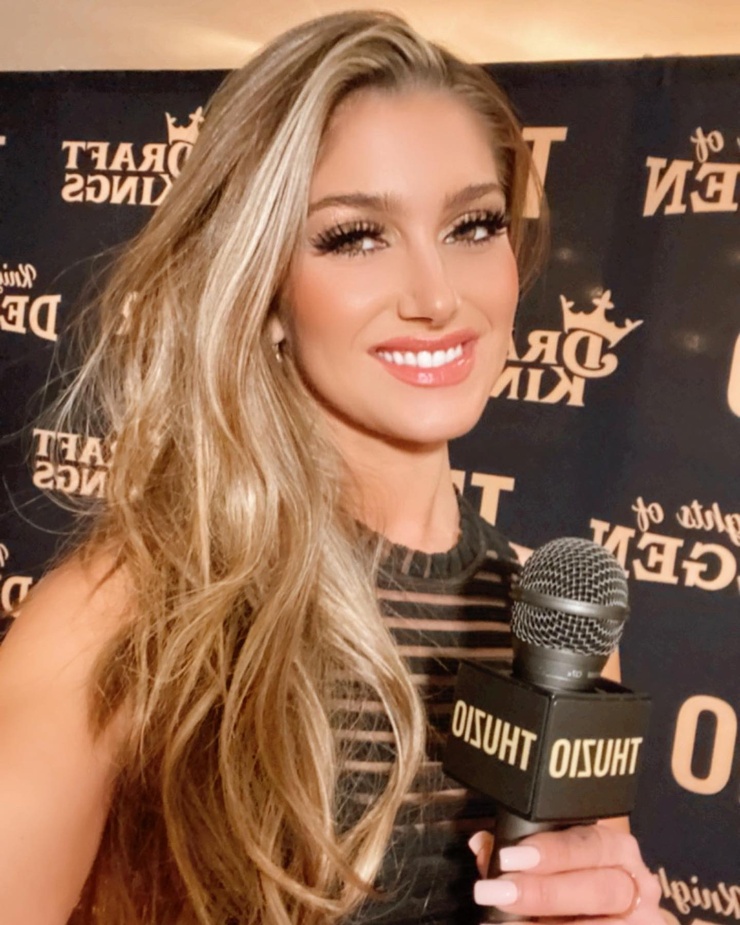 Picture of Elise Mosca.