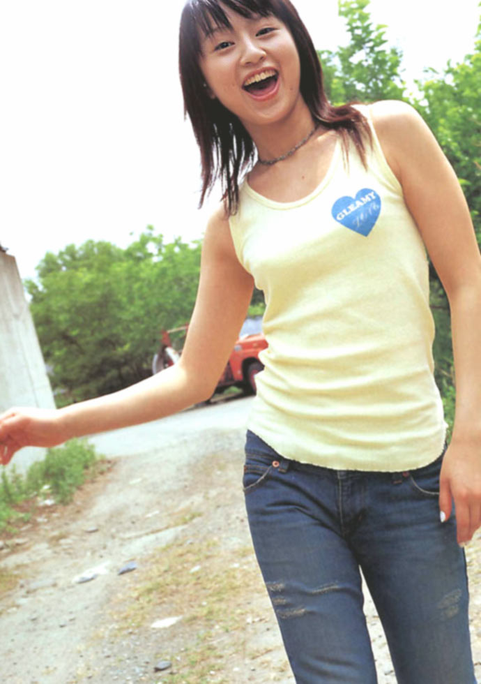 Picture of Ami Suzuki