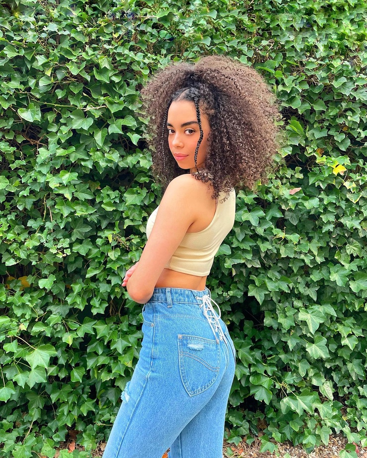 Picture of Charis van den Velde