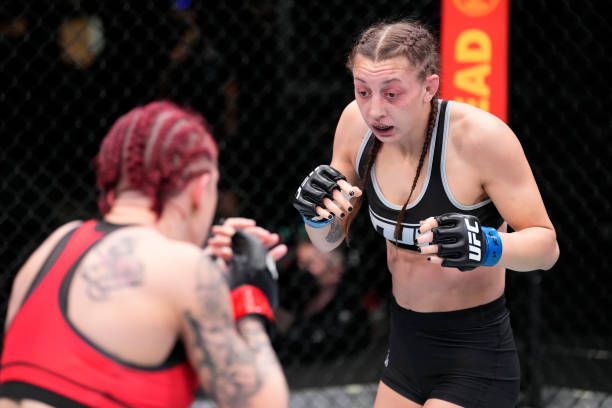 Claire Guthrie, Juliana Miller