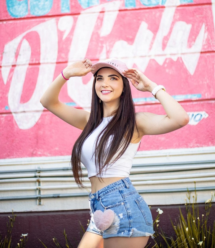 Picture of Liz Alexa