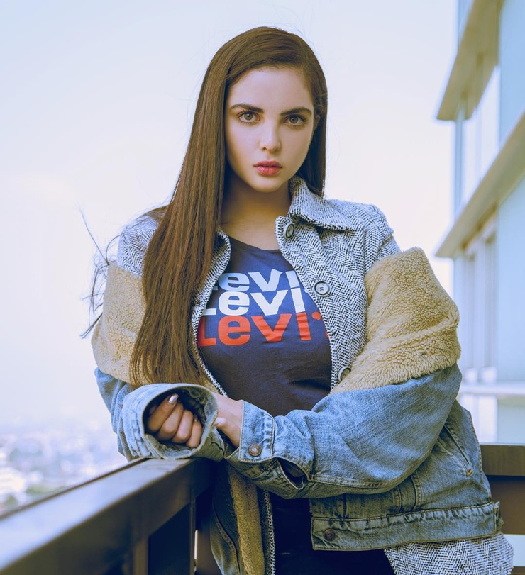 Picture of Liz Alexa