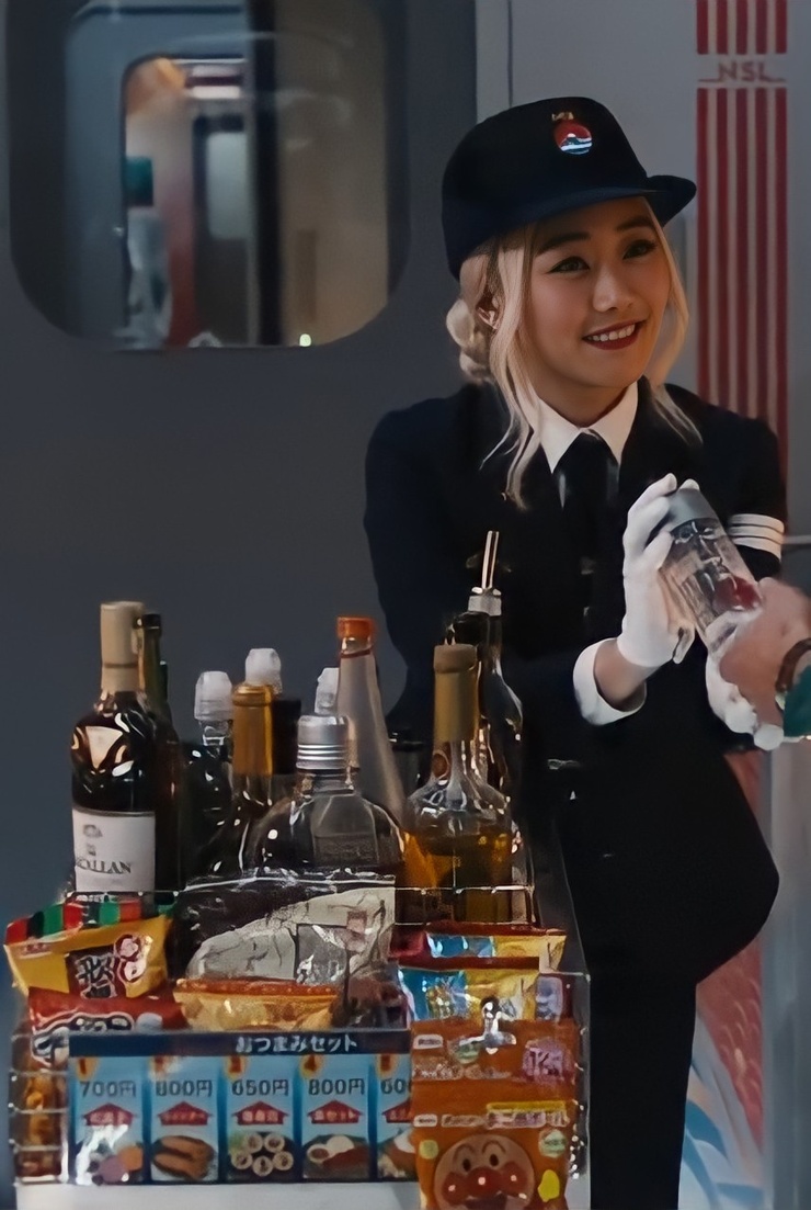Picture of Kayda Izumi Concession Girl