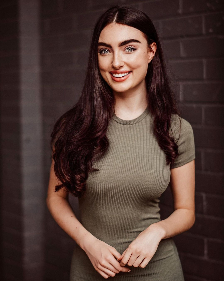 Image of Paris Raine