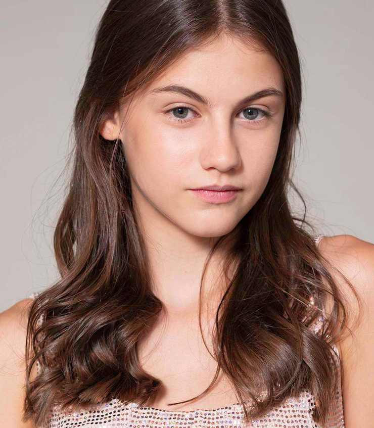 Picture of Stephanie Gil