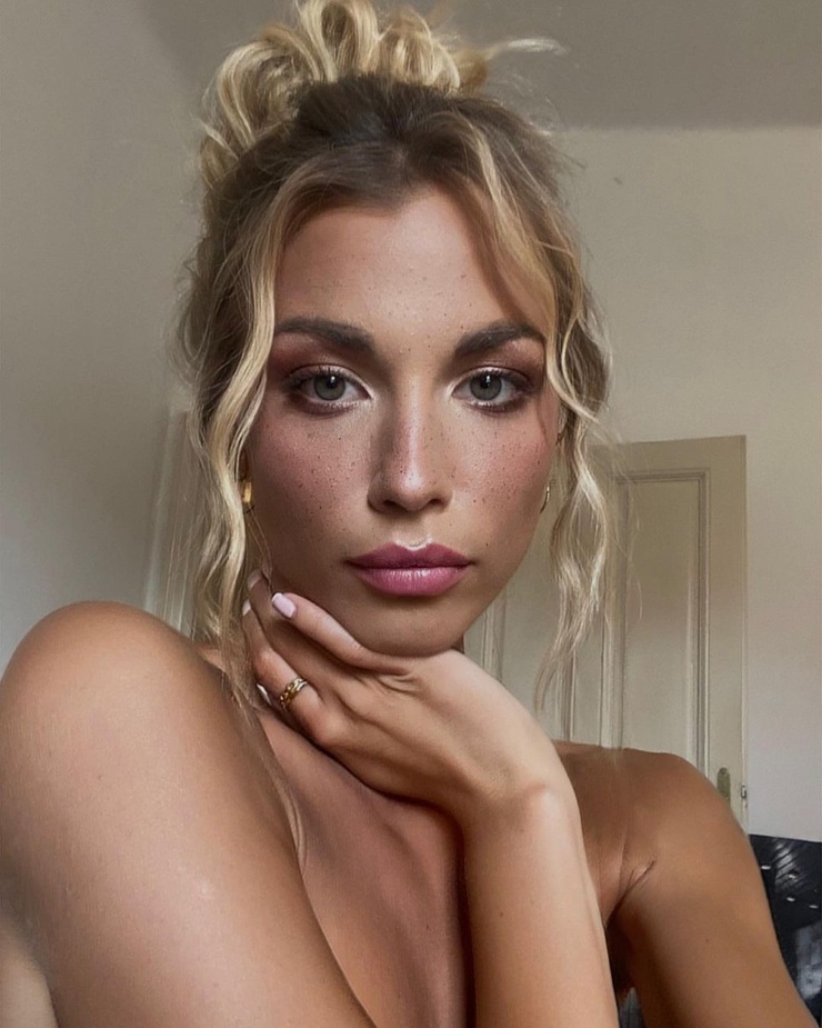 Elene Dizdar picture