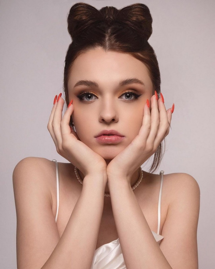 Picture of Reese Hatala