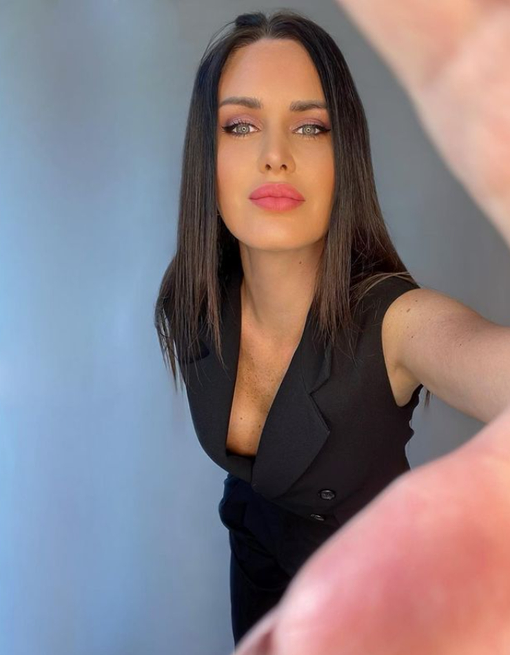 Natalie Weber image