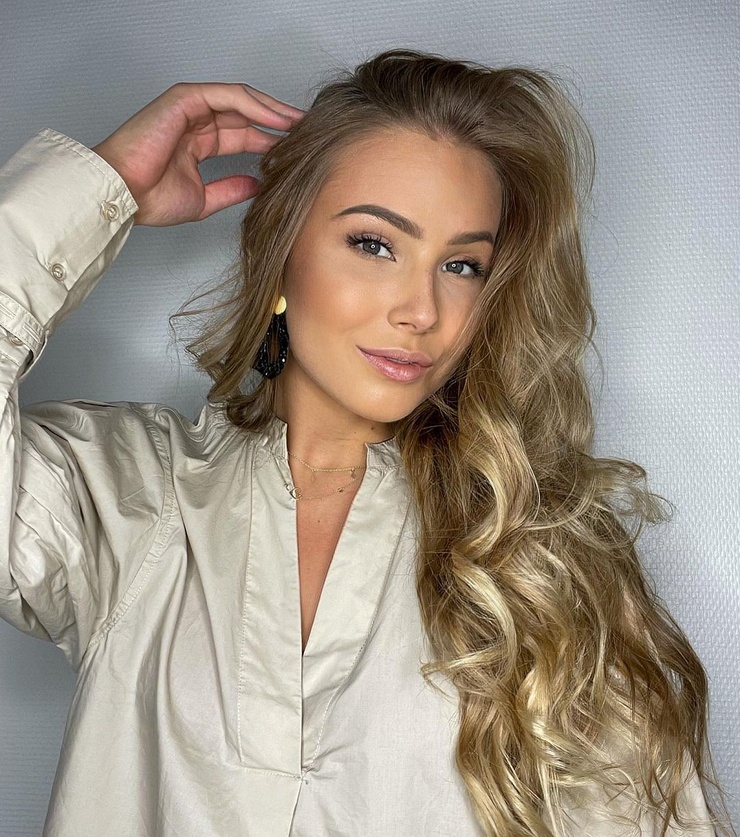 Image of Julie Jansen