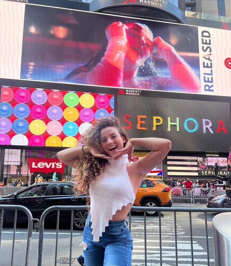 Picture of Sofie Dossi
