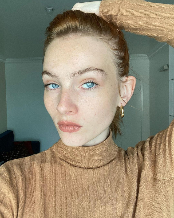 Caroline Hahn picture