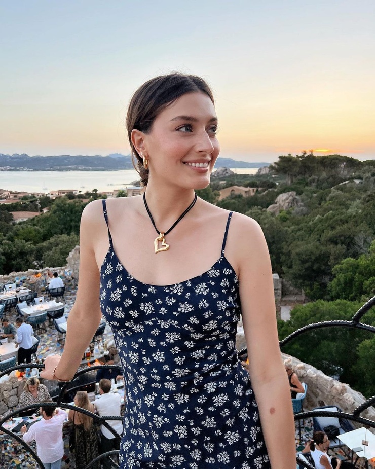 Picture of Jessica Clements