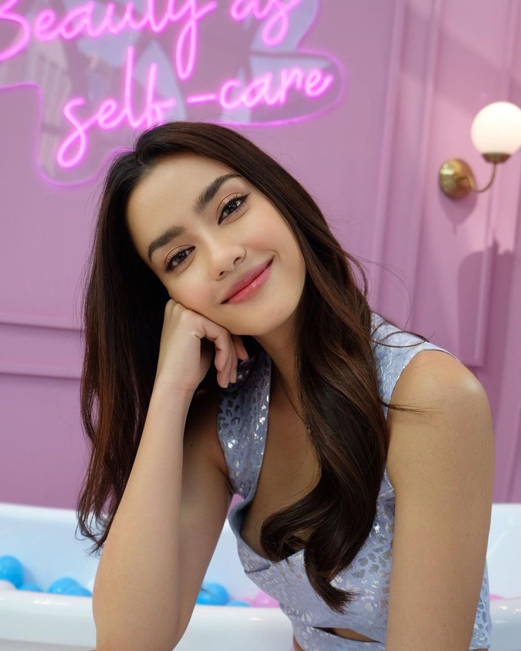 Picture of Amanda Obdam