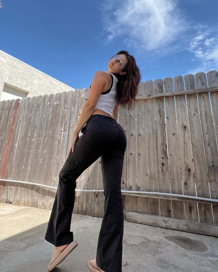 Picture Of Sarah Curr
