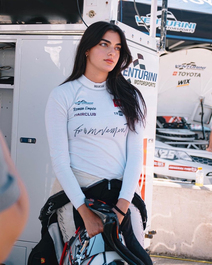 Picture of Toni Breidinger