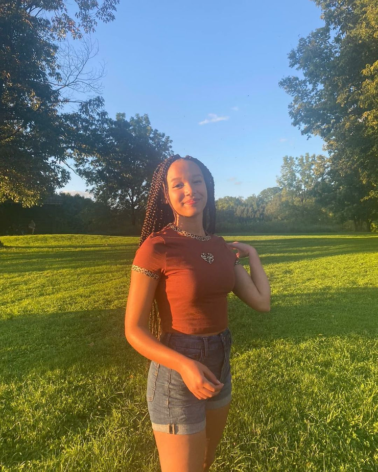 Ahnya O'Riordan picture