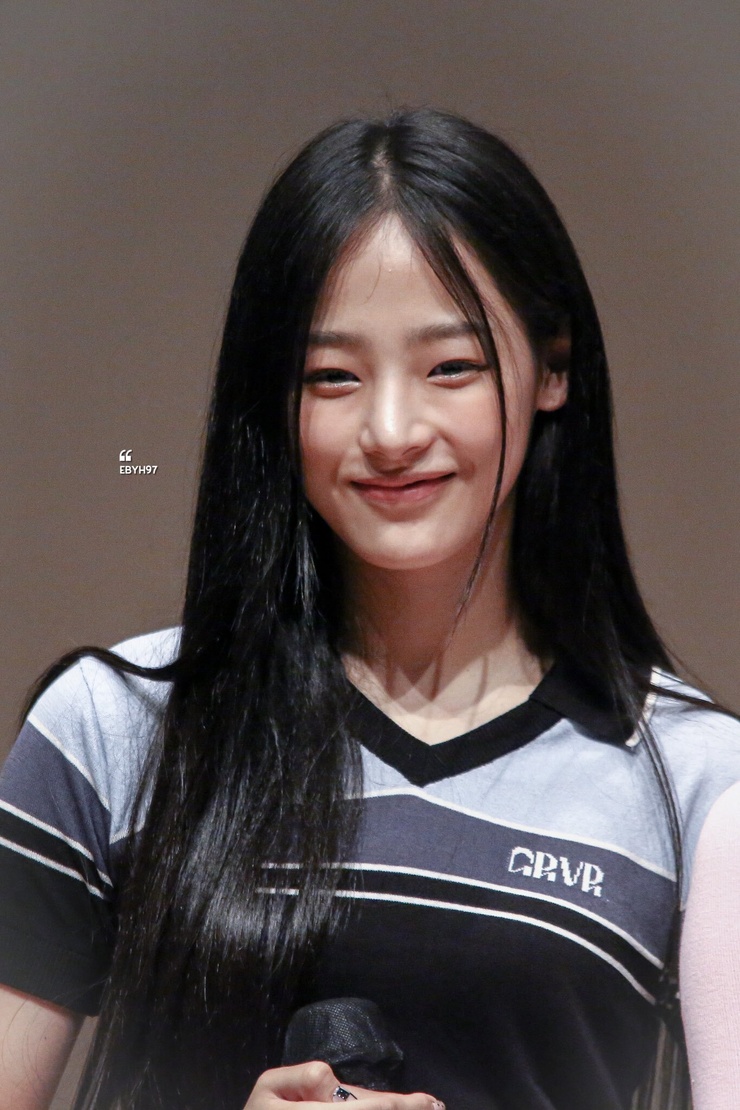 Picture of Minji Kim