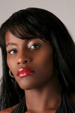 Headshot of Mae Riley