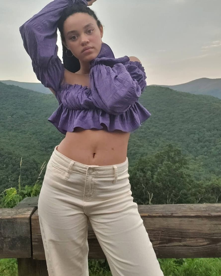 Picture of Angelique Ayoadé