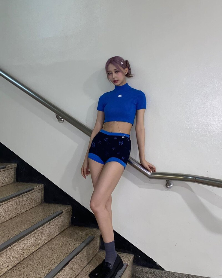 Picture of Chou Tzu-yu (Tzuyu)