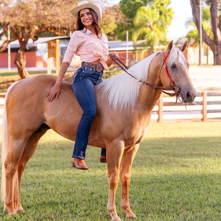 Picture of Caroline Teixeira