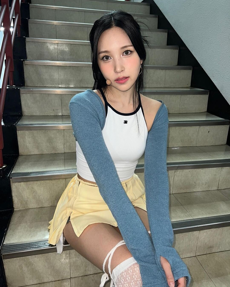 Myoui Mina picture