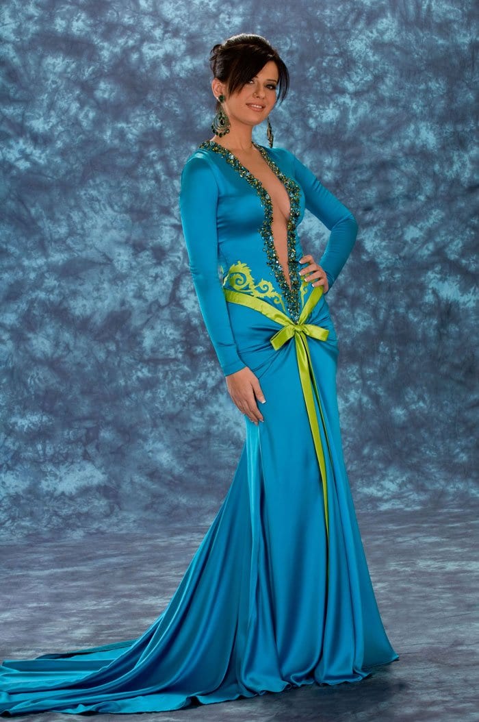 Picture of Yara Naoum