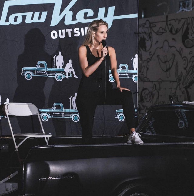 Nikki Glaser picture