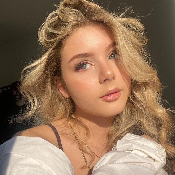 Picture of Darcey Angel