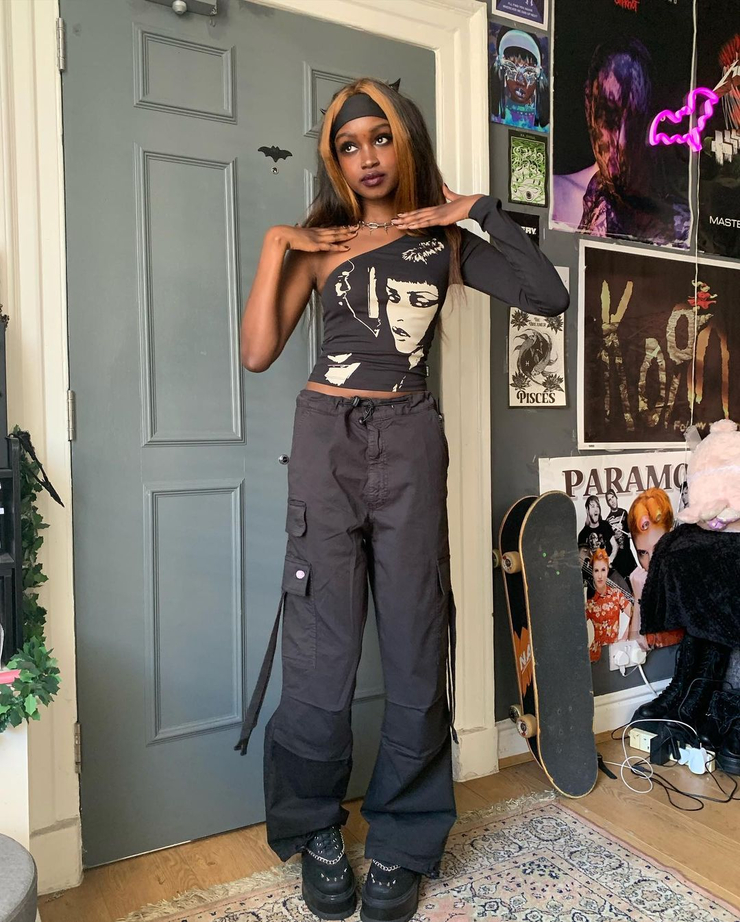 Picture of Shirleen (model)