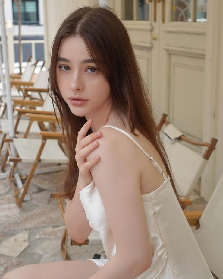 Image of Dasha Taran (II)