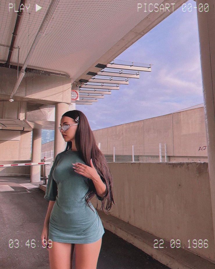 Picture of Doina Barbaneagra