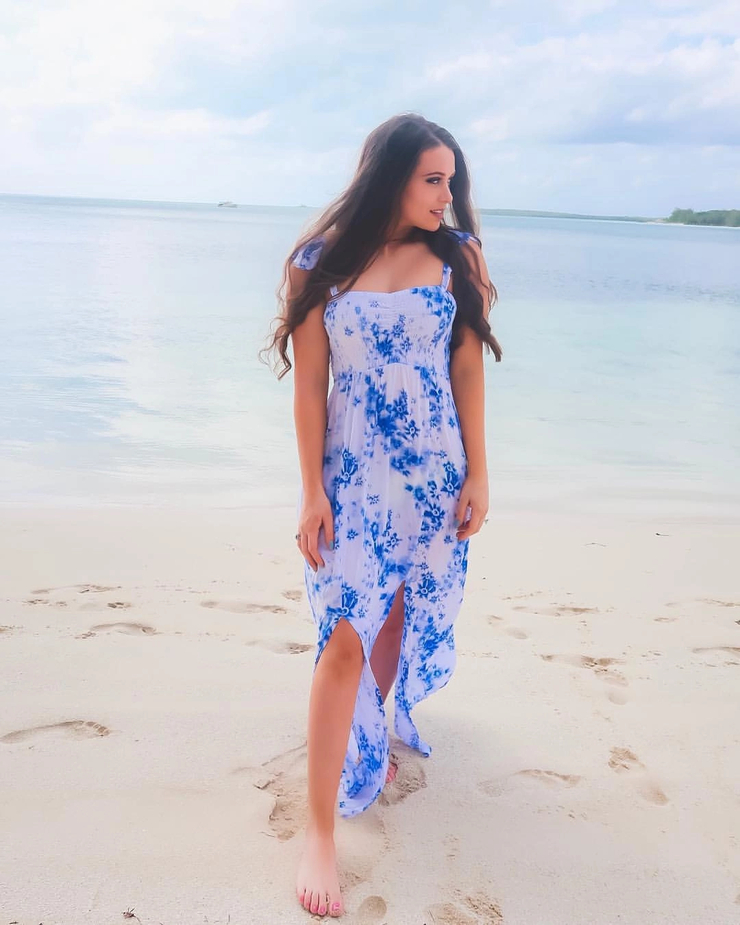 Caitlin Beadles image