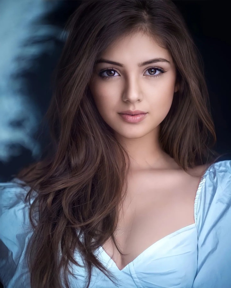 Grecia Valentina Dorado image