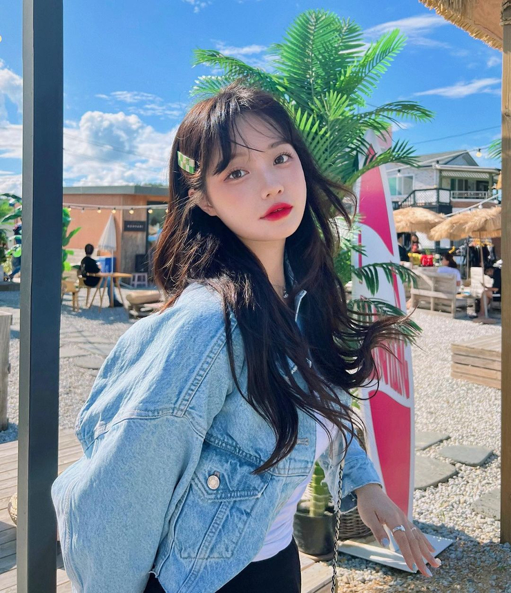 Picture of Jung Yoon