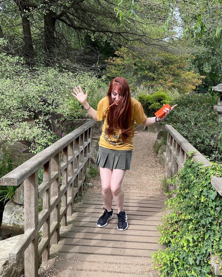 Picture of Lisa Foiles