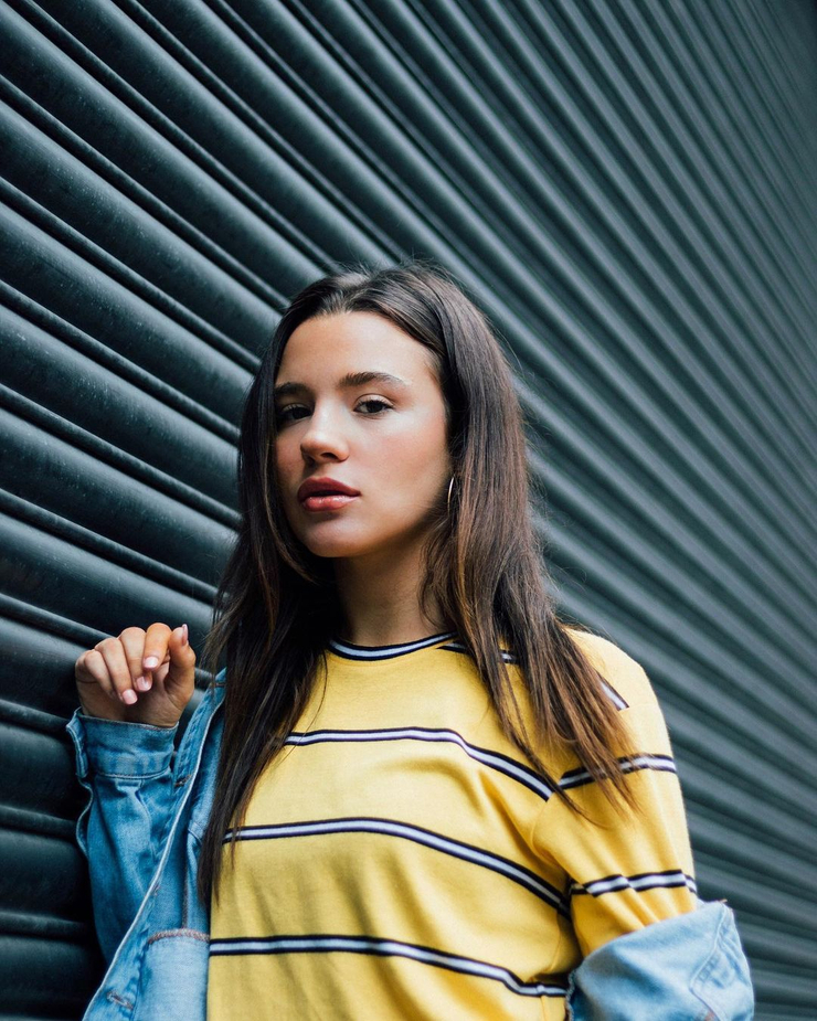 Picture of Emma Louise Webb