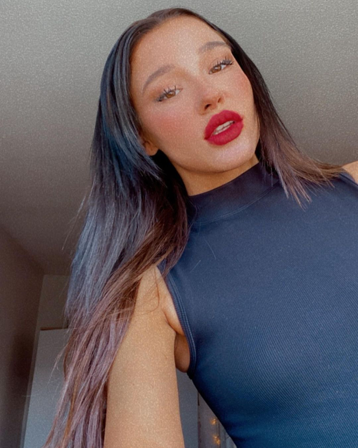 Picture of Emma Louise Webb