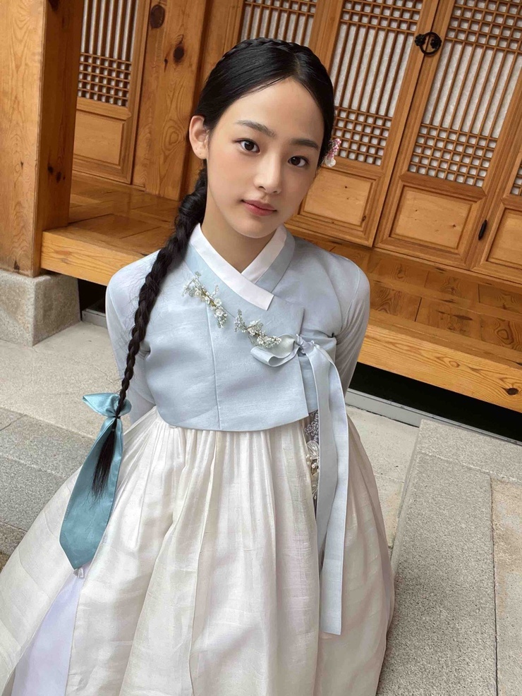 Picture of Minji Kim