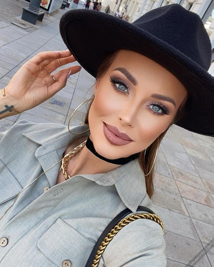 Picture of Halinka Wisniewska.