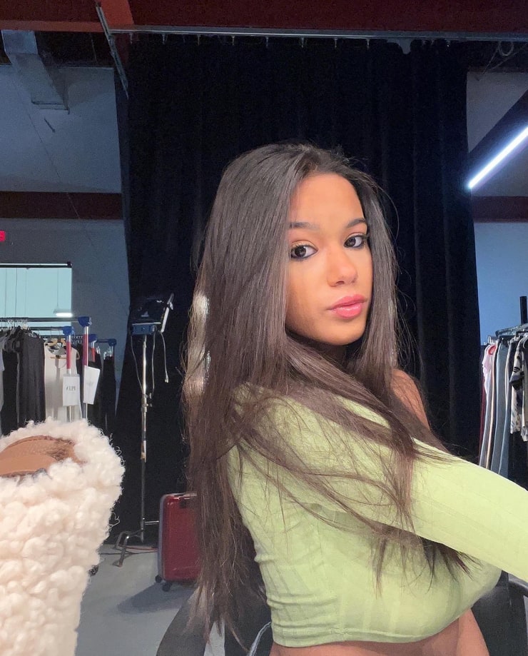 Picture of Lexus Bell