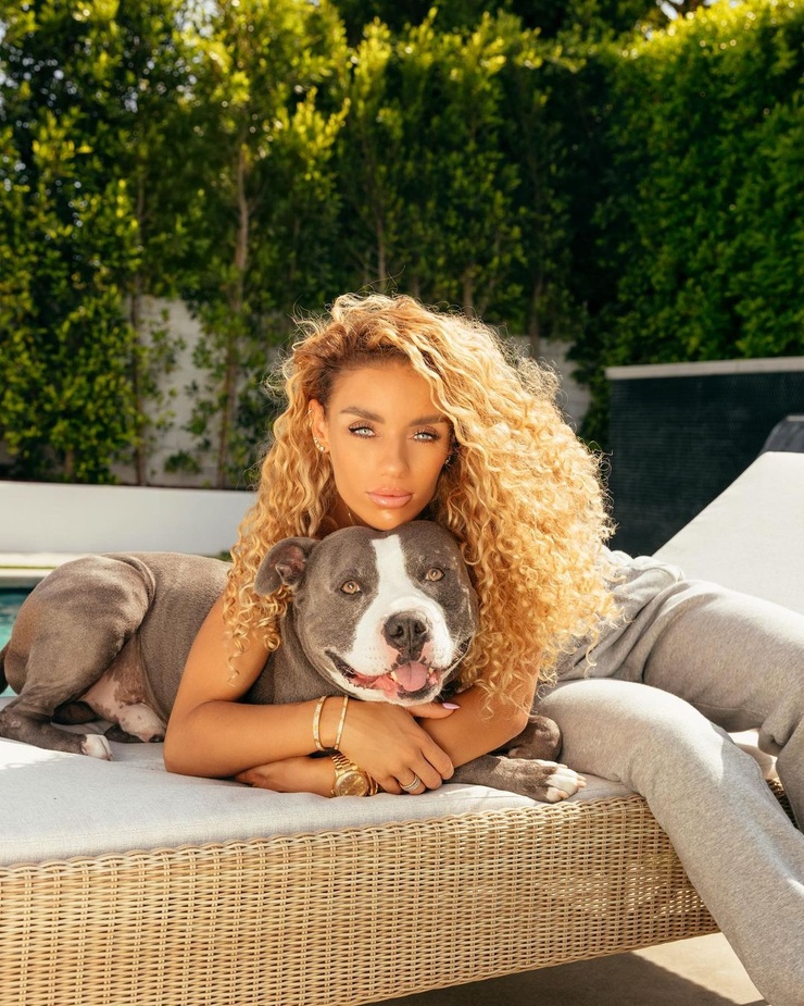 Picture of Jena Frumes