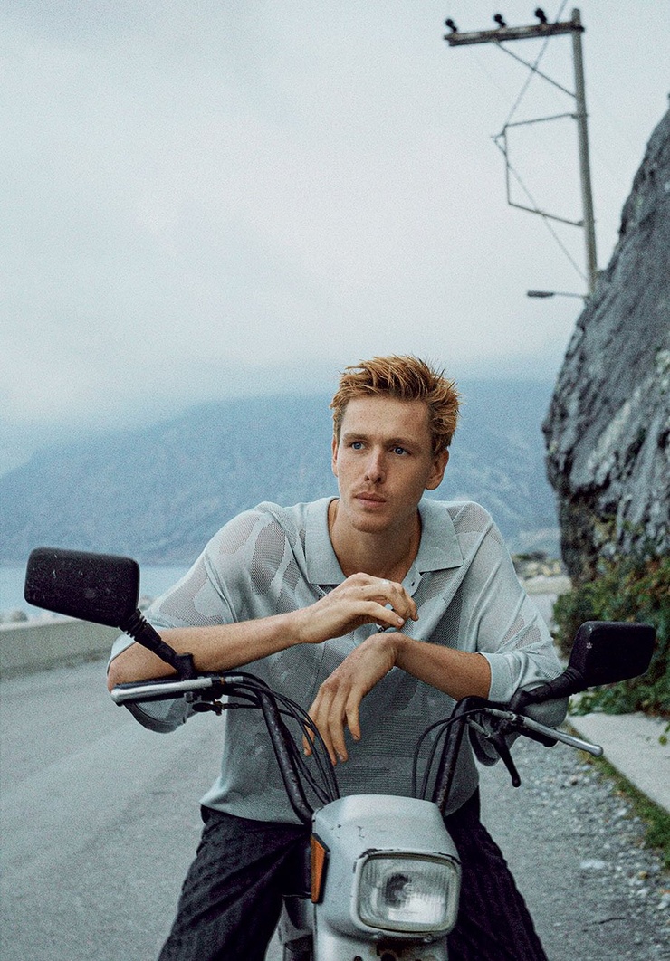 Image of Harris Dickinson