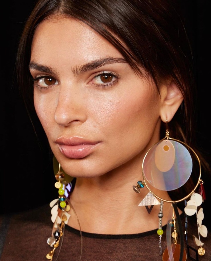 Image of Emily Ratajkowski