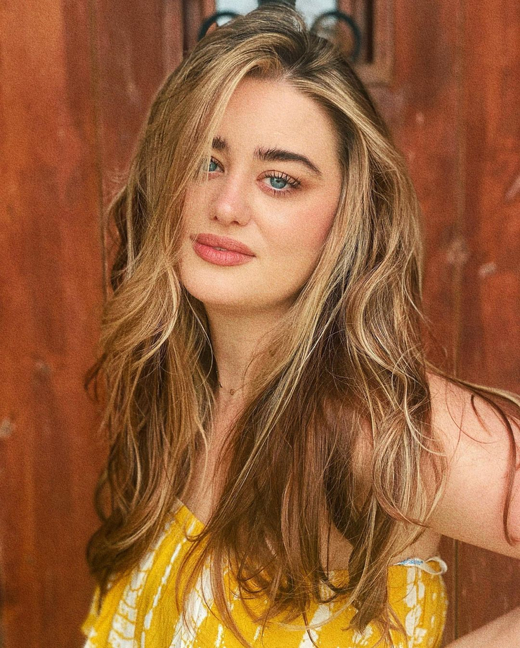 Picture of Alli Hart