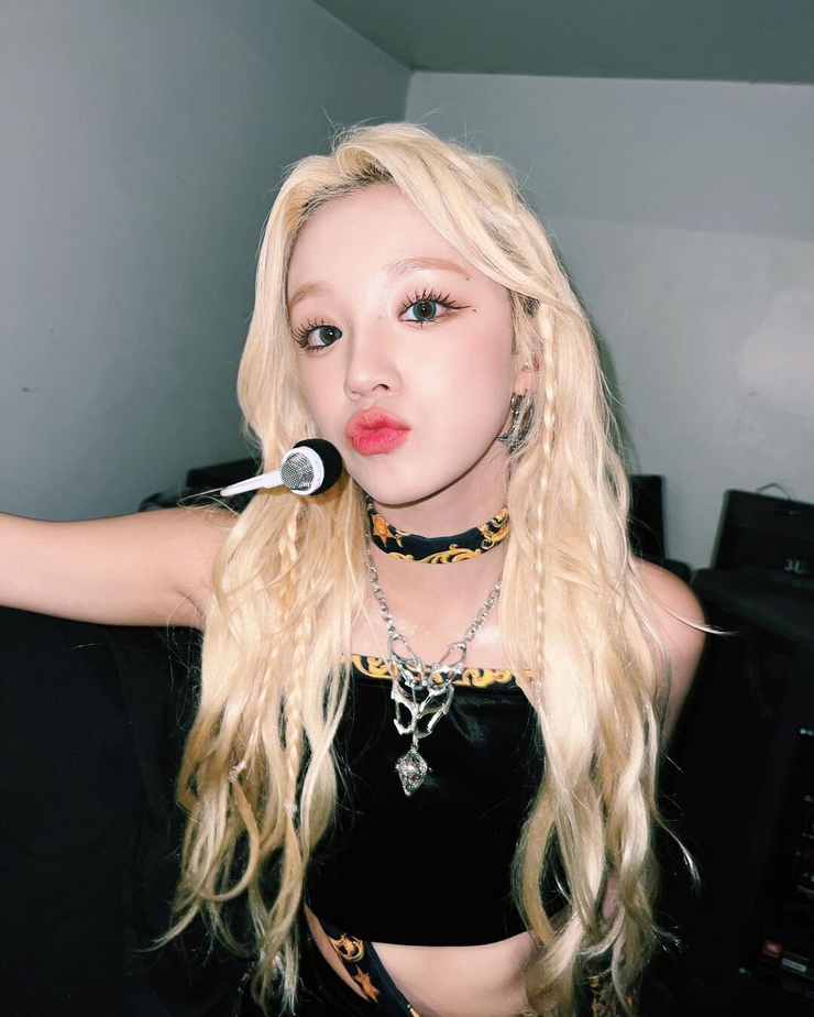 Picture of Yuqi