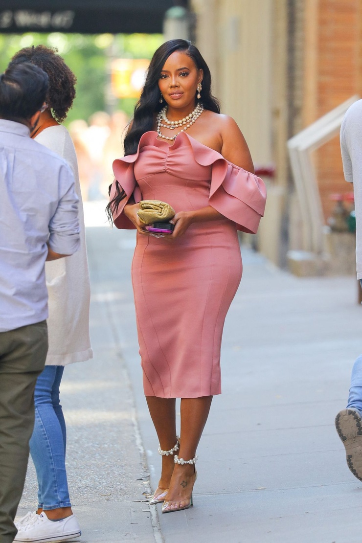 Image of Angela Simmons