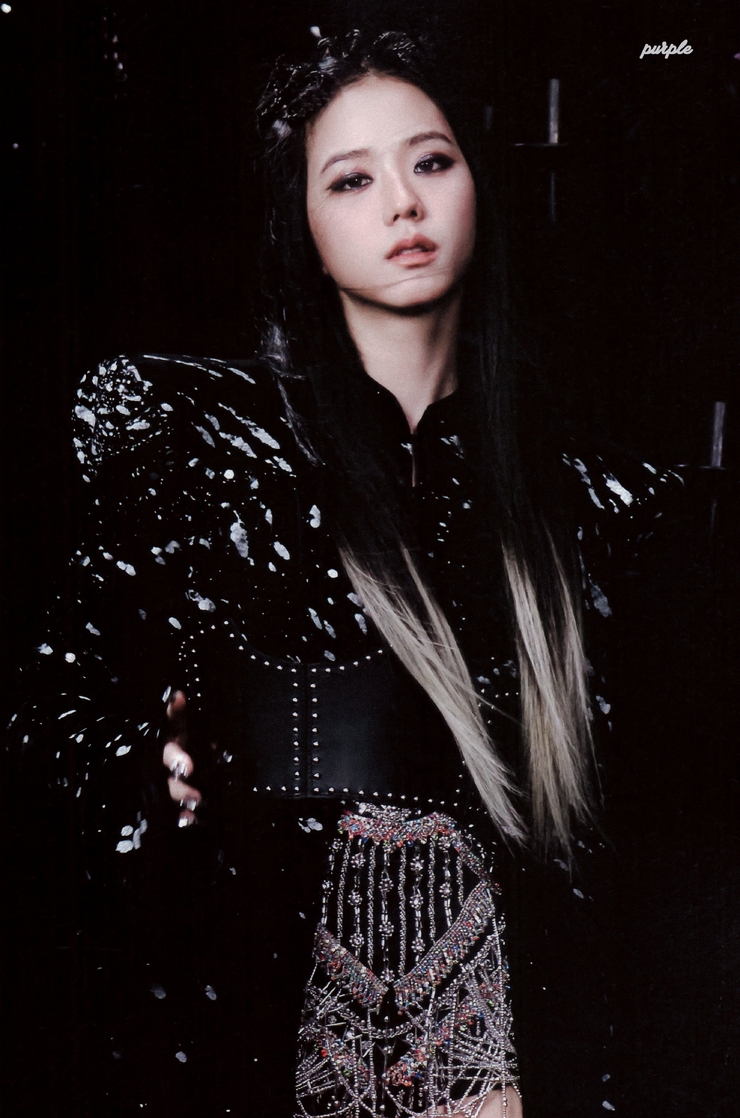 Kim Jisoo picture